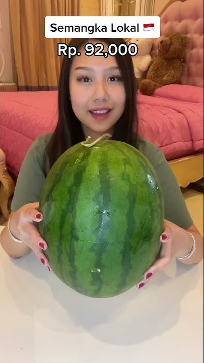 sisca khol makan semangka jepang seharga 1,700,000 - YouTube