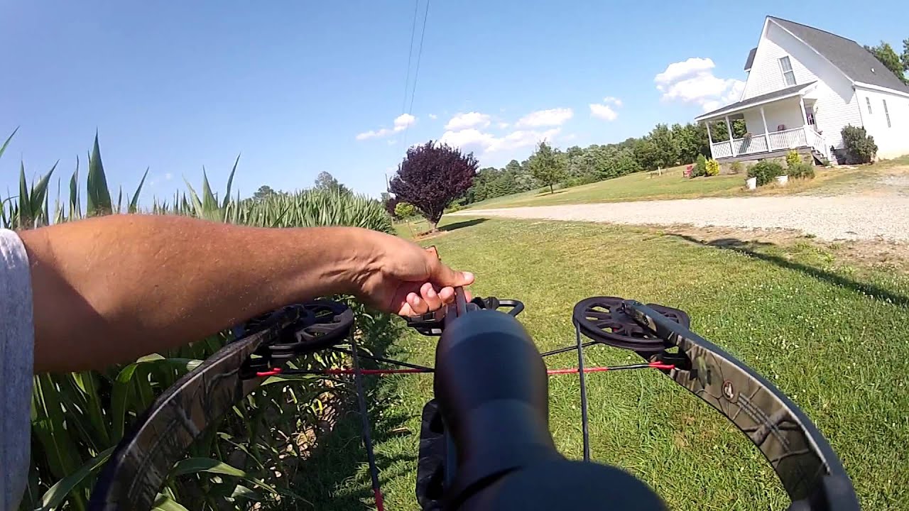 Horton Fury 2012 Crossbow - YouTube