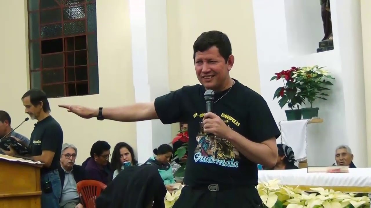 Excelente explicación del padre Luis Toro sobre la idolatría - YouTube
