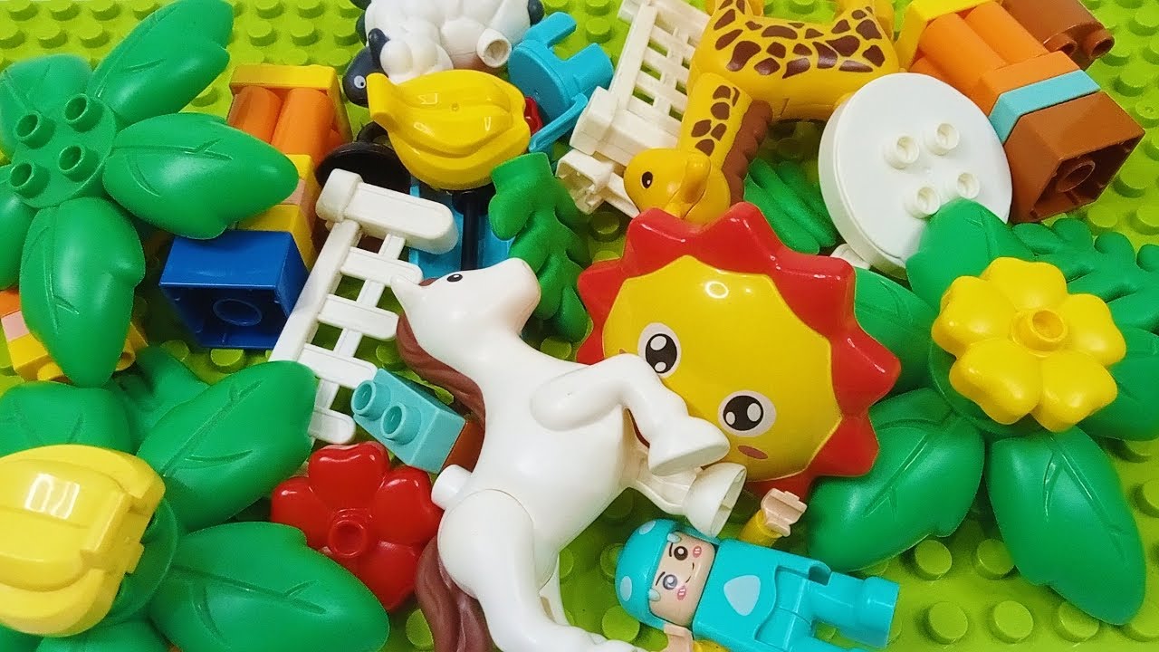 A satisfying Lego farm. Build farms and ranches using Lego. - YouTube