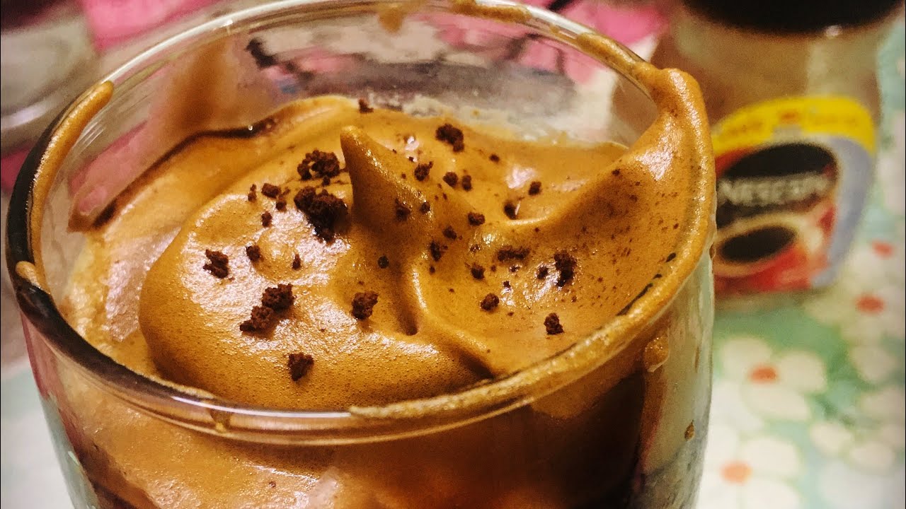 Dalgona coffee Adda with maa - YouTube