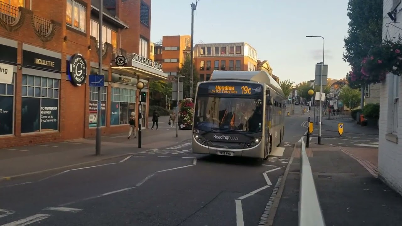 Reading Buses Scania K270UB ADL Enviro300SG 408 (YR13PMU) On Route 19c ...