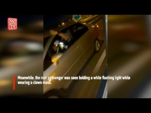 Group of friends involved in car chase with fake policemen - YouTube