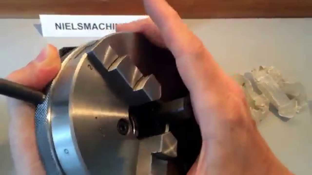 Schaublin 102 Reishauer W20 chuck on nielsmachines.com - YouTube