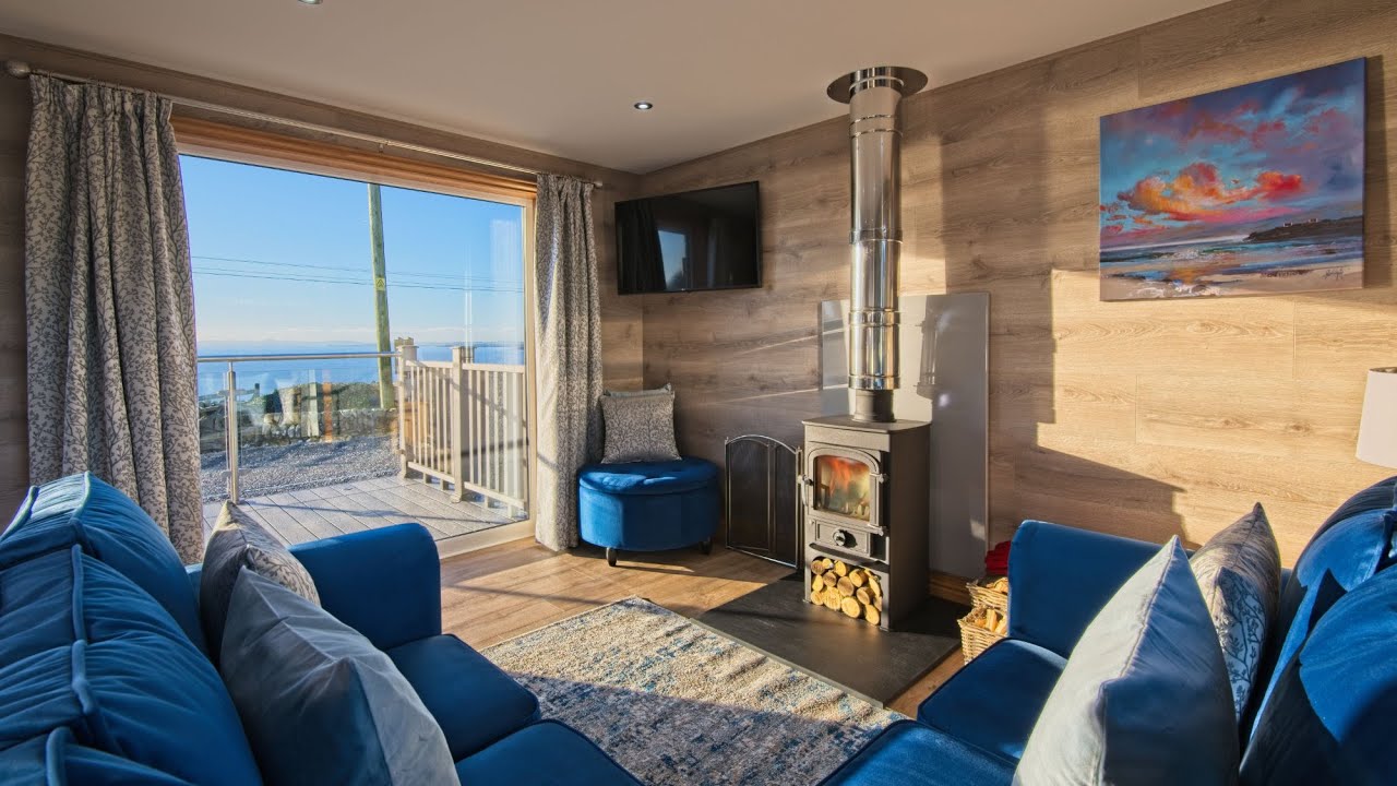 Cedar View 2 bed luxury stable conversion holiday let with sea views in ...