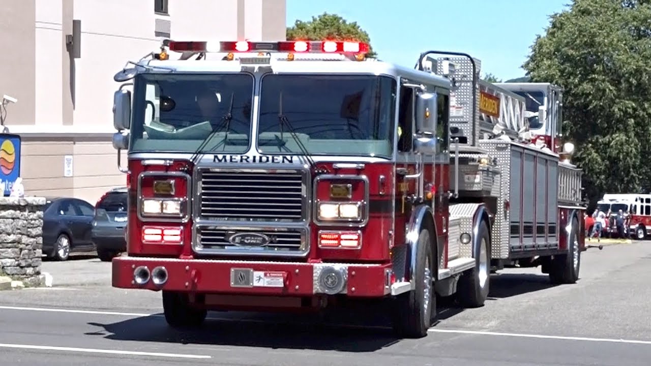 Meriden Fire Department Truck 1 Responding - YouTube