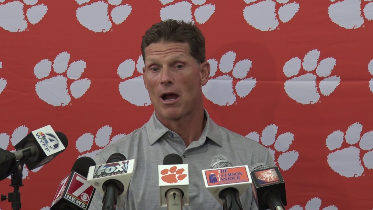 TCITV: Brent Venables Monday Presser - YouTube