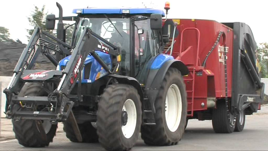 Triomix self loading feed mixer - YouTube