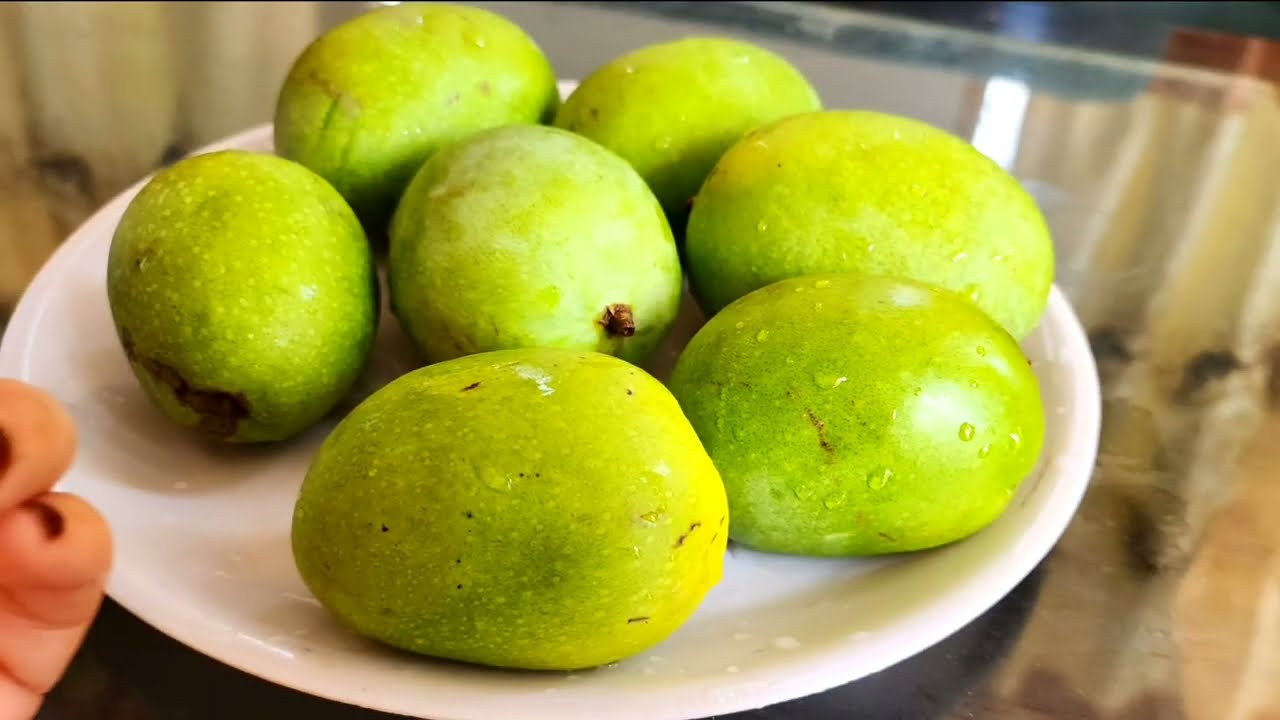 Kashmiri Style Mango Pickle Recipe // Aam ka Anchar kaise banate hain ...