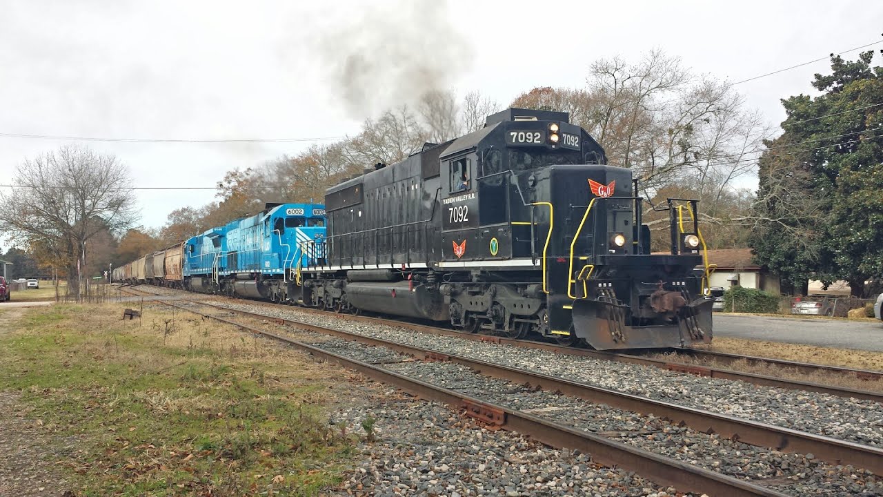 L&C Train 12 With G&O Leader 7092 At Richburg SC On The L&C Mainline ...