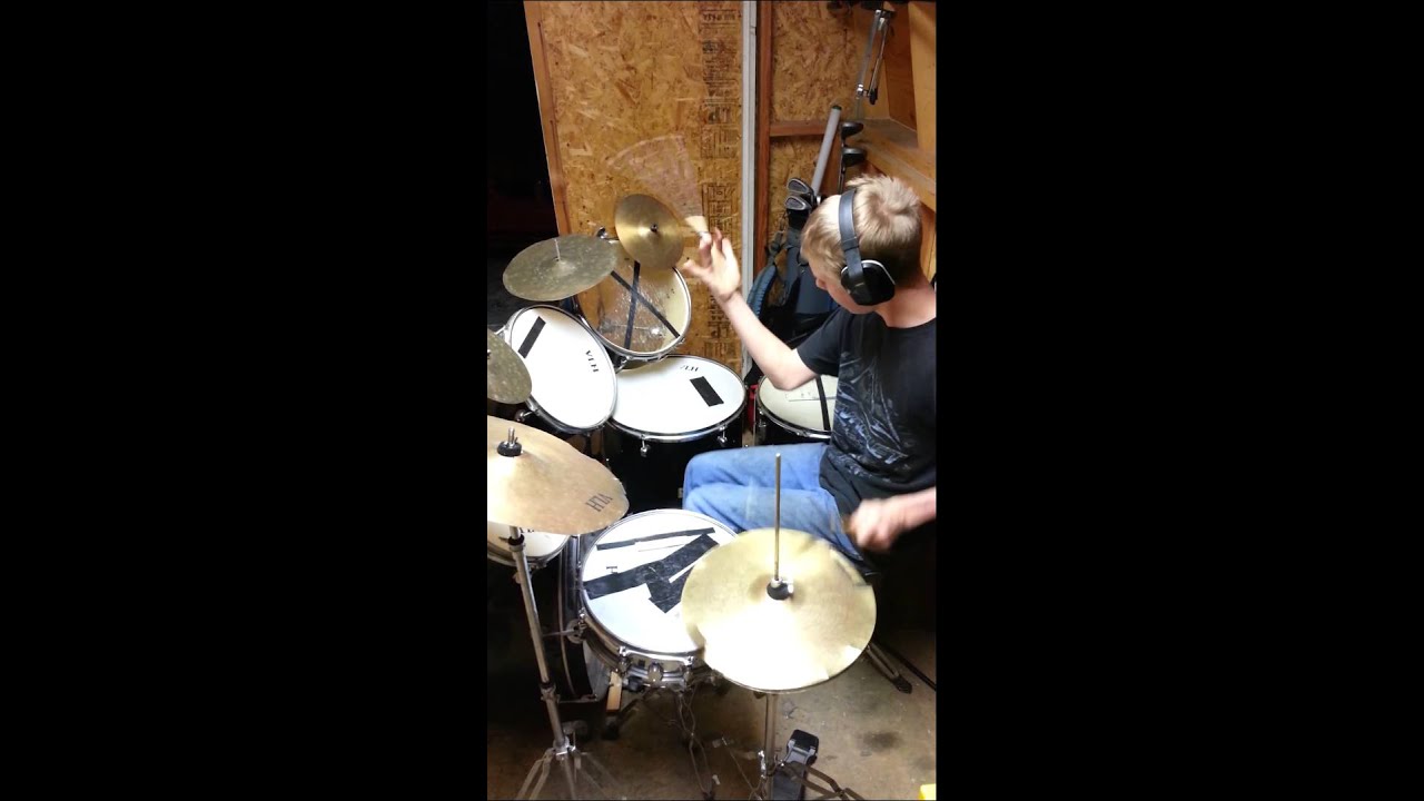 Good drummer bad drum set - YouTube