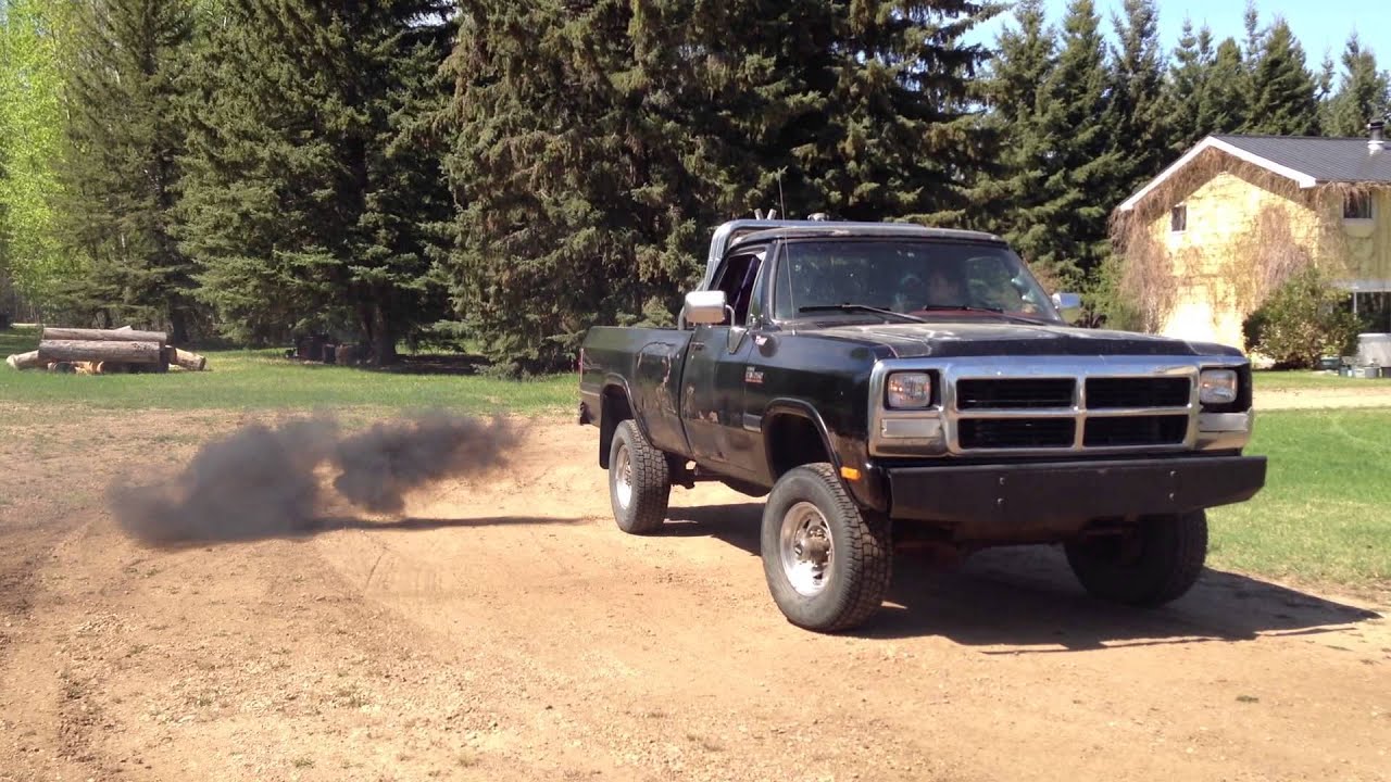 93 Dodge Cummins blowing smoke part 2 - YouTube