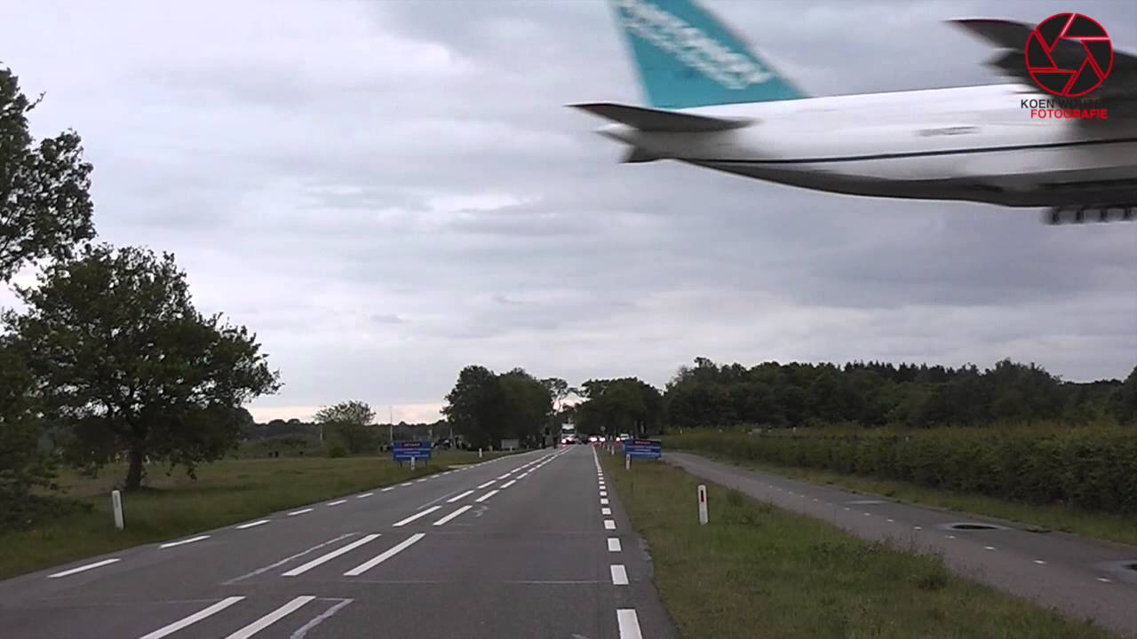 Antonov 124 landt op Vliegbasis Gilze Rijen (7 mei 2014) - YouTube