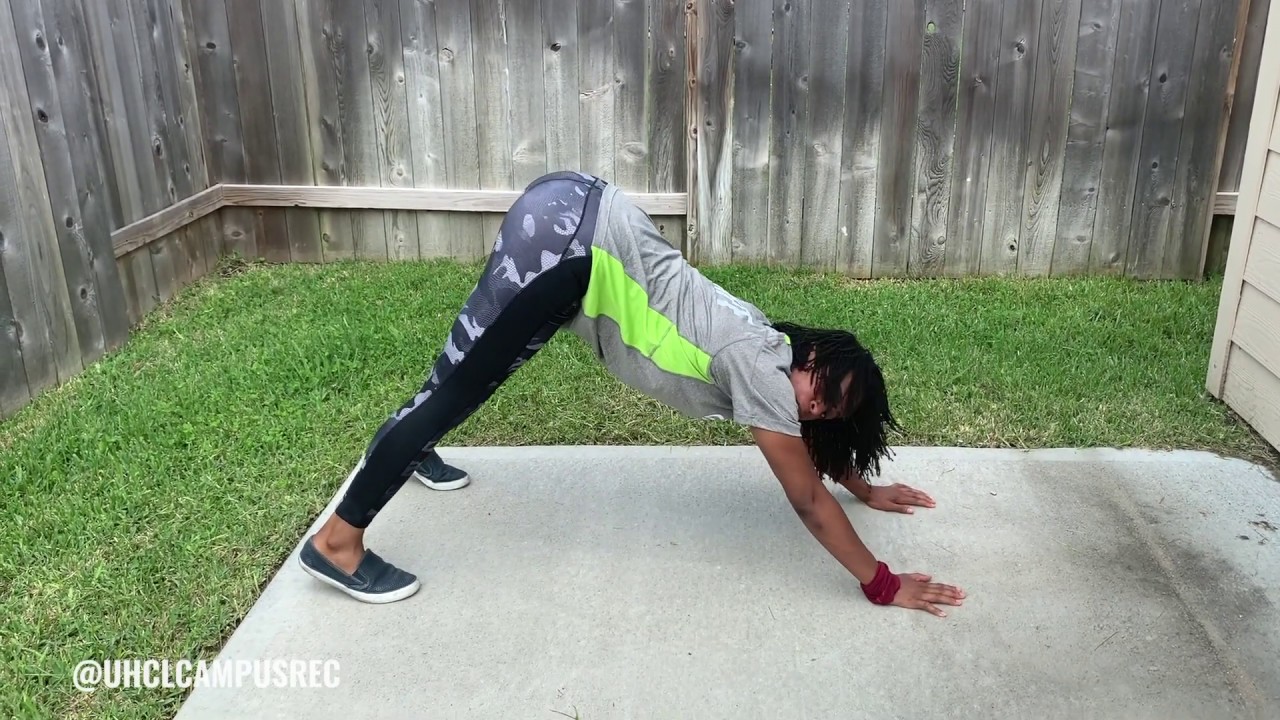 Plank to Pike Push-Up - YouTube