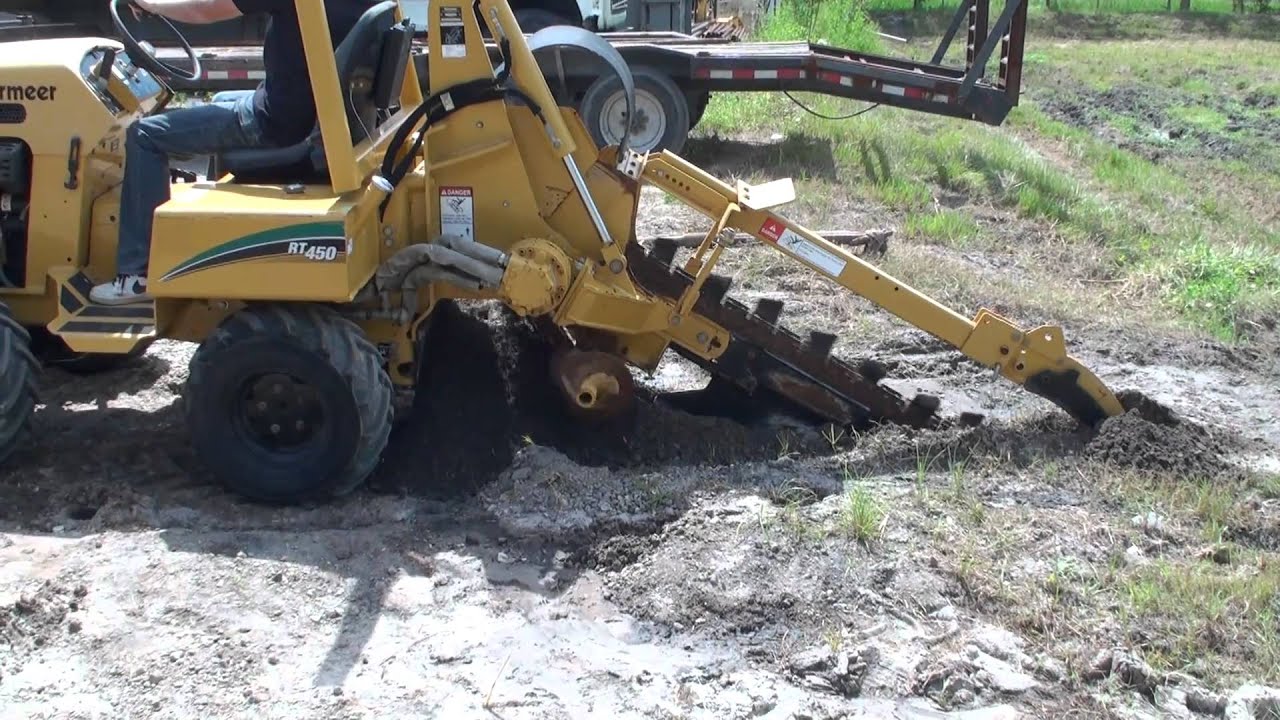 MTI Equipment Test A Vermeer RT450 Ride On Trencher - YouTube