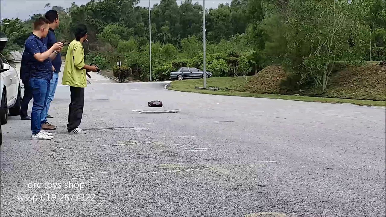 World Fastest RC car XO1 first test - YouTube