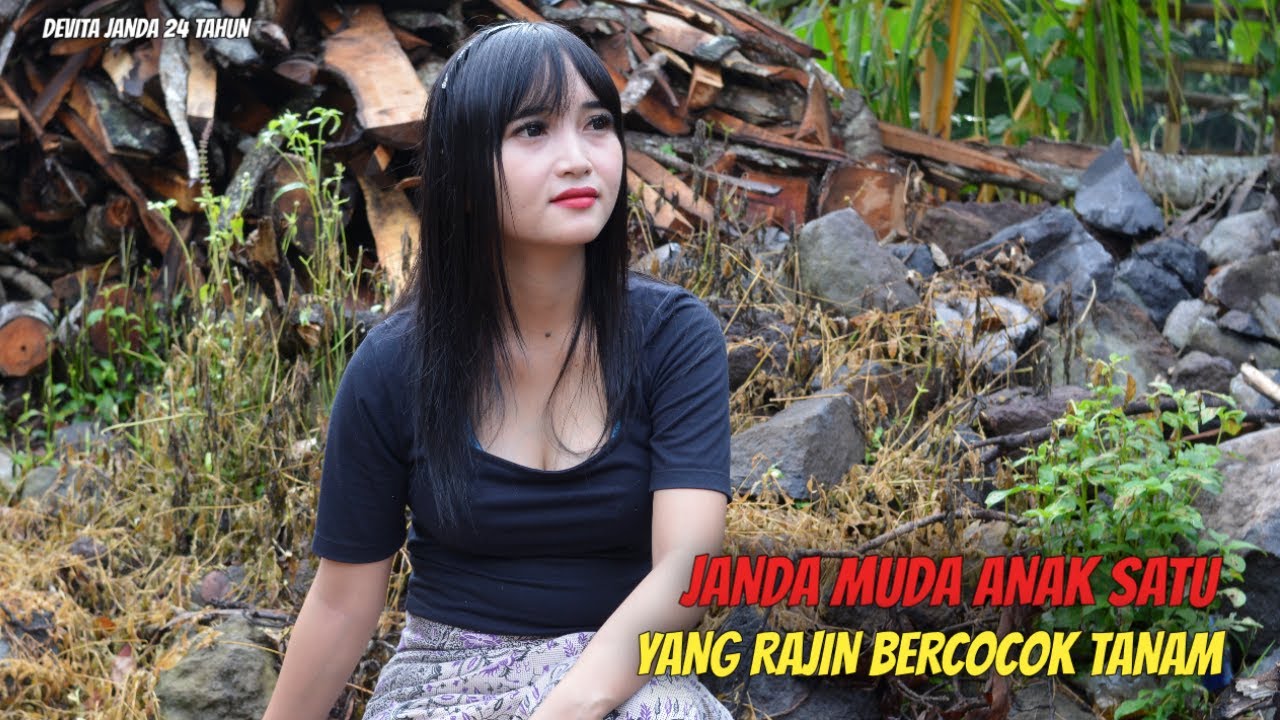 WOW !! SERIBU ORANG TERPESONA MELIHAT KECANTIKAN JANDA MUDA YANG RAJIN ...