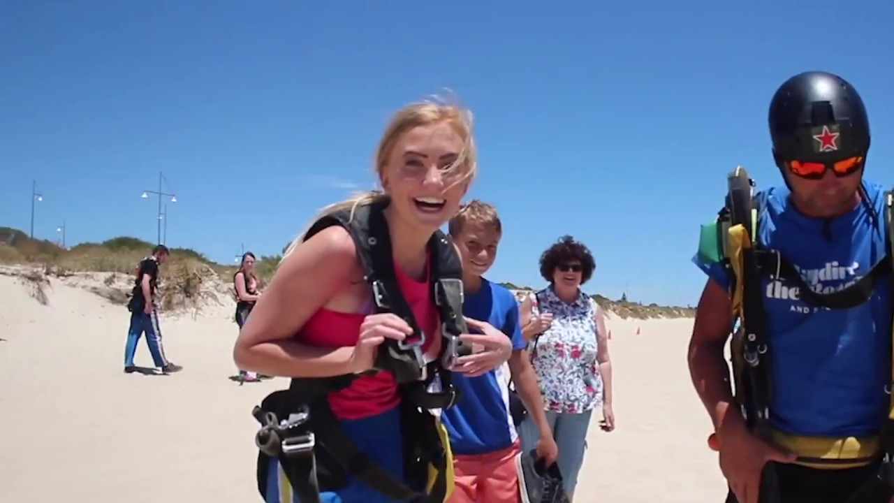 Rockingham Skydive | Experience Oz - YouTube