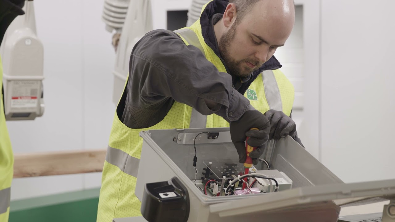 S&C Service Centre, Melbourne, Australia - YouTube