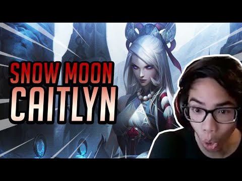 MOMMY SNOW MOON CAITLYN IS HERE - YouTube