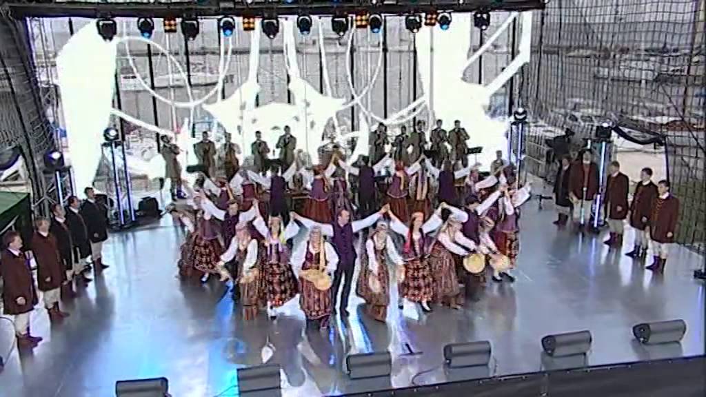 ŠVENTINĖ POLKA/ Festive polka dance - YouTube