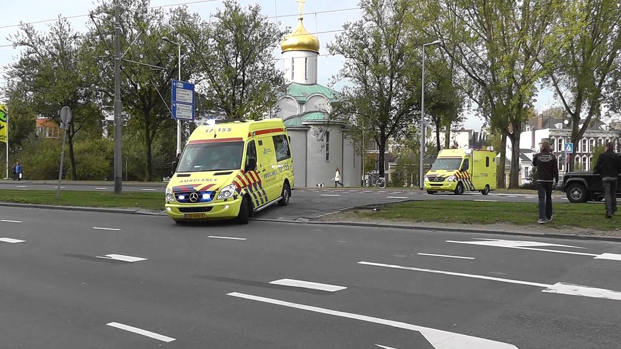 2 Ambulances naar REANIMATIE in Rotterdam - YouTube