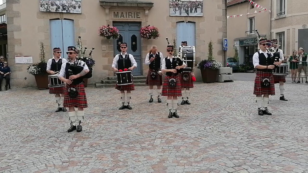 Bandafolie's 2019 - Moscow & District Pipe Band (Russie) - YouTube