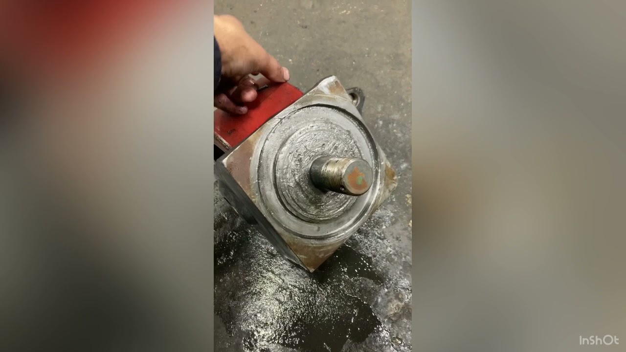 Raymond Reach Truck Model Number 7500 “Code GD” - YouTube