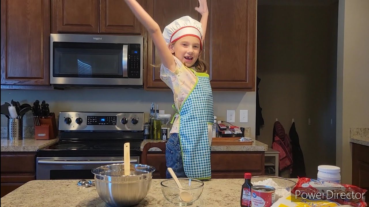 Kaylee's Cooking Show ~Peppermint Patties~ - YouTube