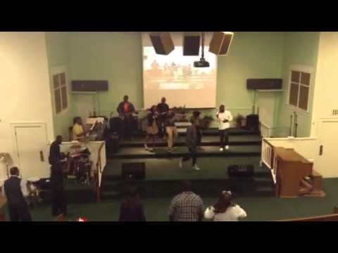 Javis Mays & Restoration singing He's Able by Darwin Hobbs and Deitrick ...