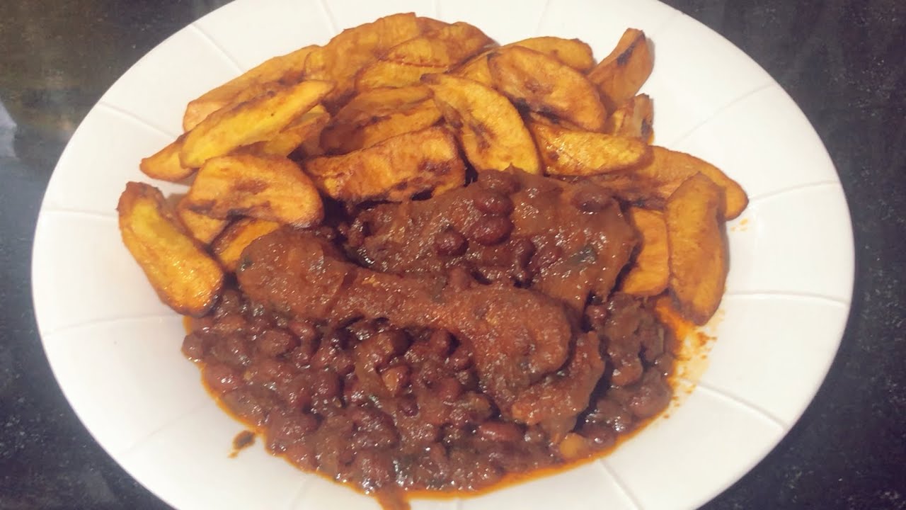 Beans and Dodo (fried plantain) - YouTube