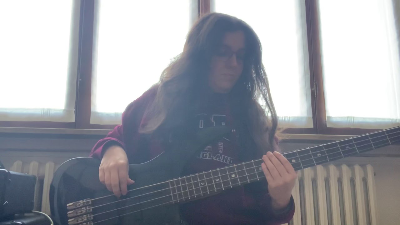 Popular Monster - Falling in Reverse - Bass Cover - YouTube