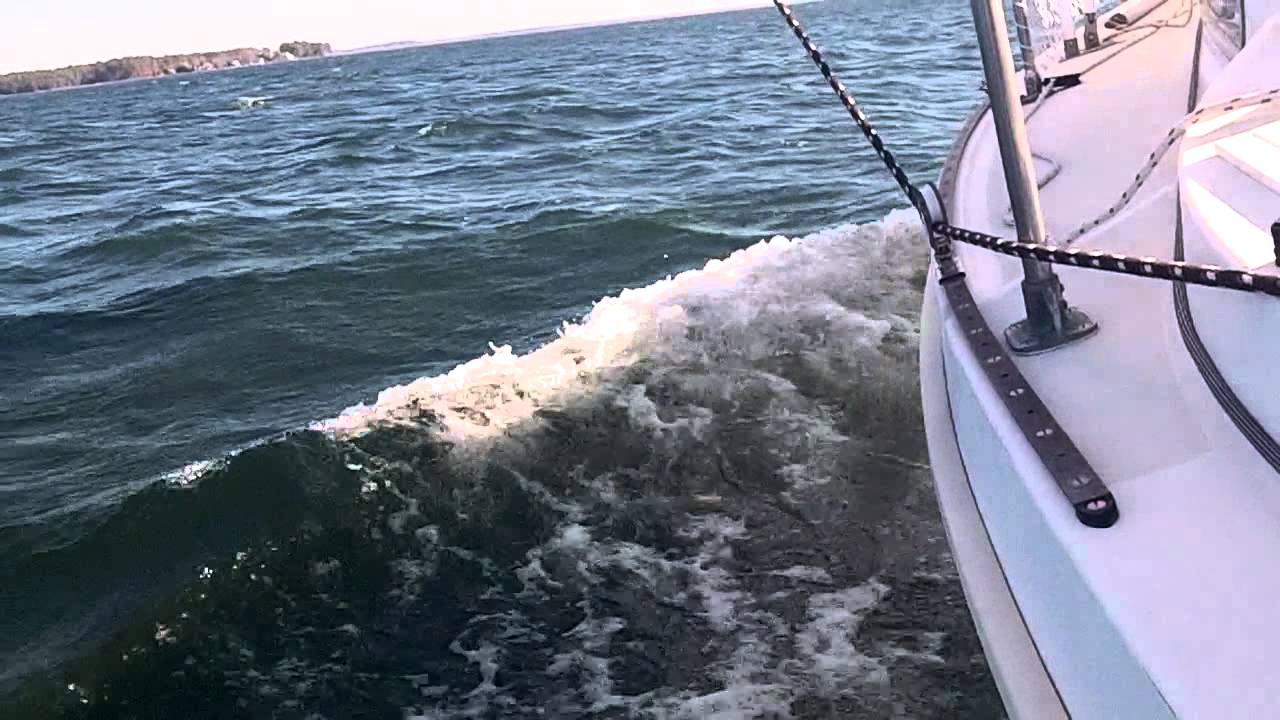 Sailing on Beam Reach at Hull Speed - YouTube