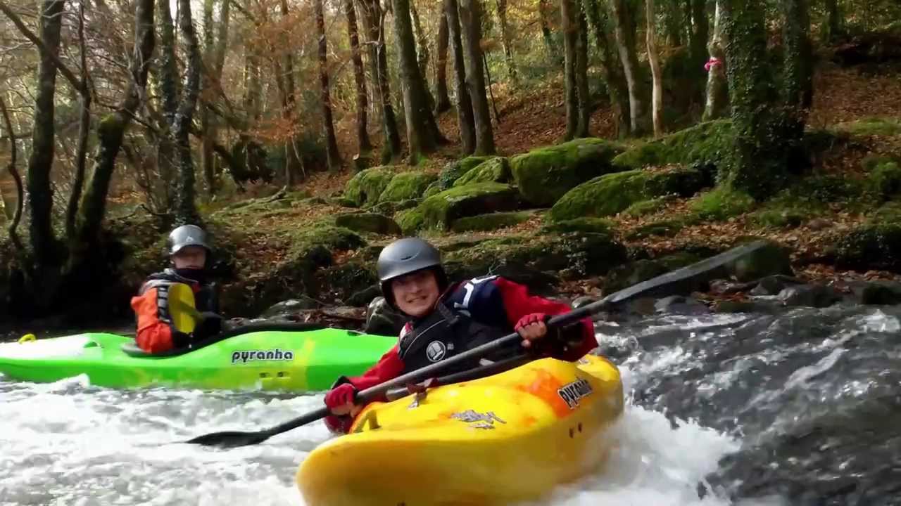 THE PIRATES CANOE CLUB ON THE RIVER DART 7-12-2013 - YouTube