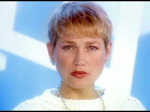 Xuxa - Borboleta (Vídeo Oficial - XSPB 1)