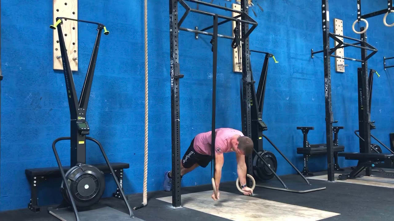 Rings Push-ups - YouTube