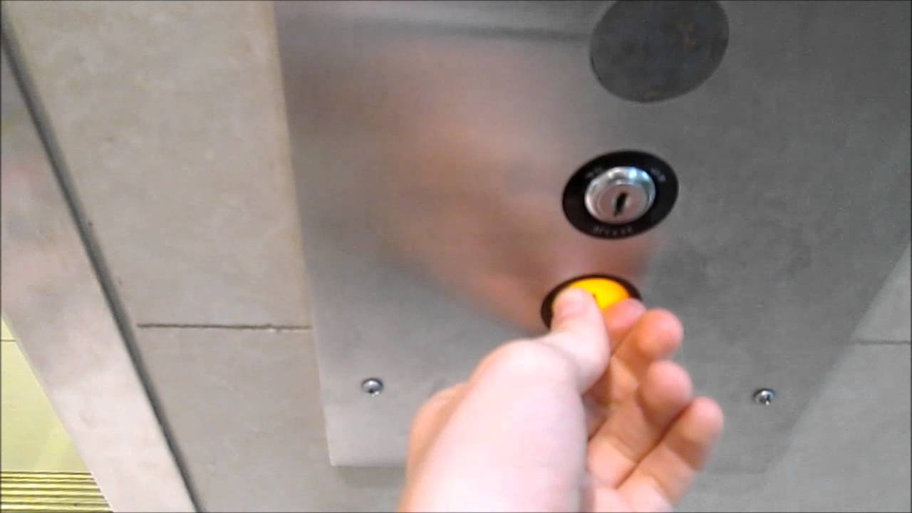 Bank 2 Main elevators at the Mall of America - YouTube