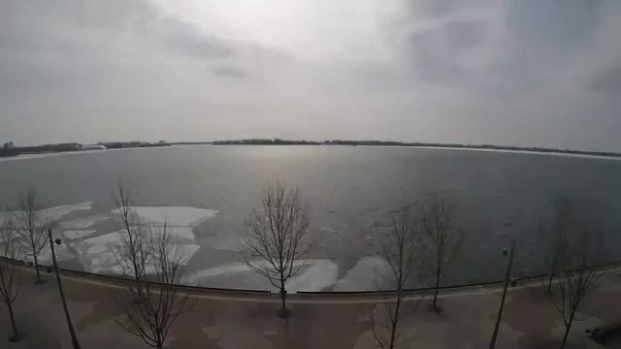 Time Lapse Ice Lake Ontario - YouTube