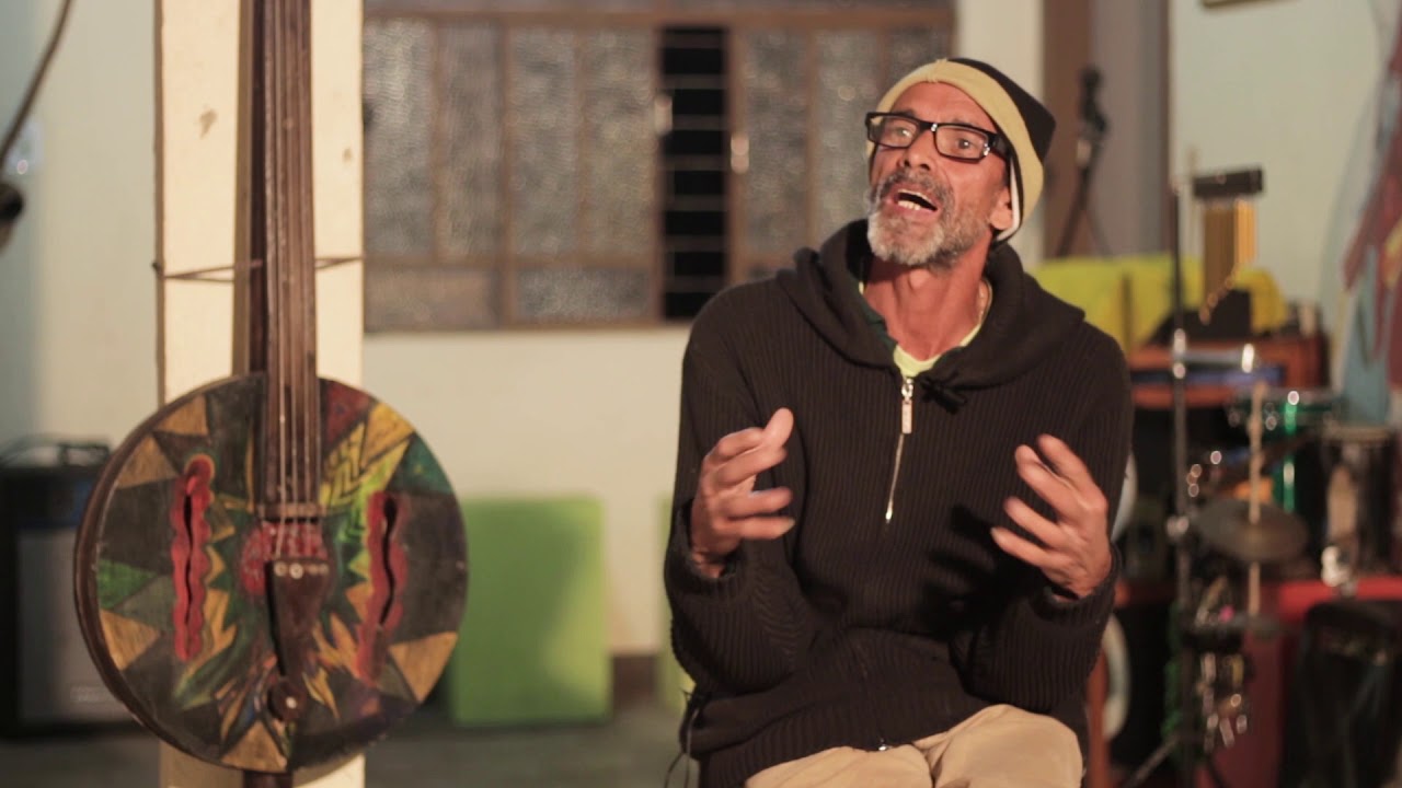 Mandinga - Documentário - YouTube