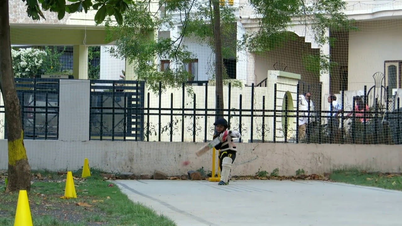 Youngest kid cricketer aarush Jain video #14 - YouTube