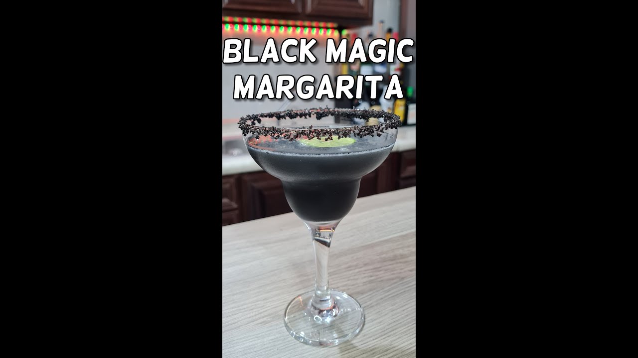 ¿Cómo Preparar el Cóctel BLACK MAGIC MARGARITA? 🎃🧛‍♂️👻 | Cocteles para ...