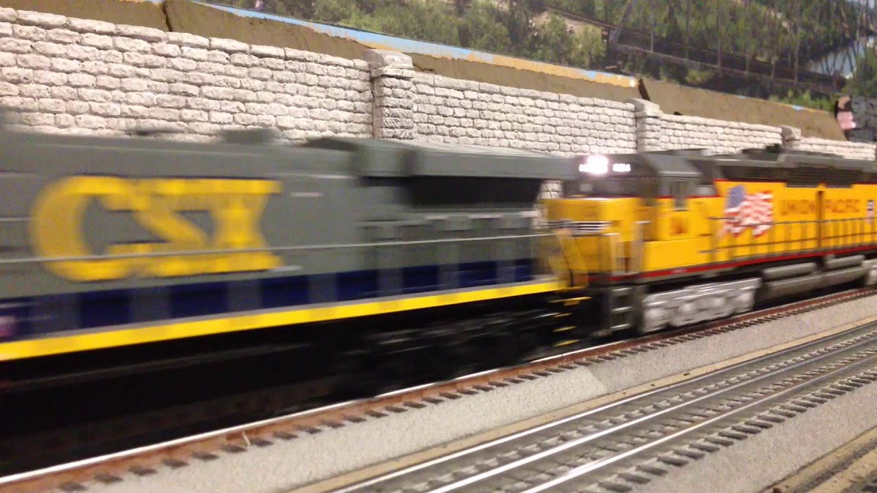 CSX/UP/CNW mixed freight train with lots of horn - YouTube
