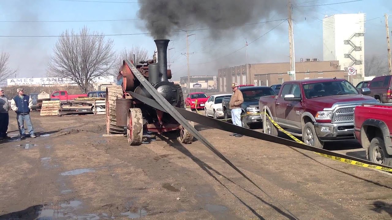 Reeves 20 at Larson's Machine Shop spring steam up 2014 - YouTube