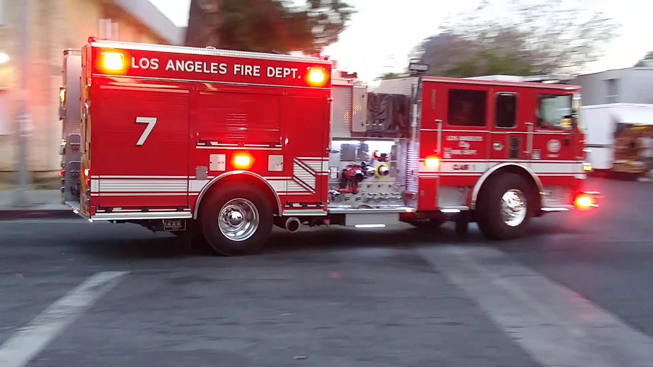 LAFD Engine 7 Responding - YouTube