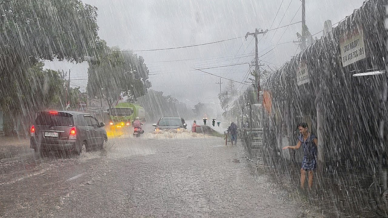 The biggest rainstorm in history in the village, extreme rain flooded ...