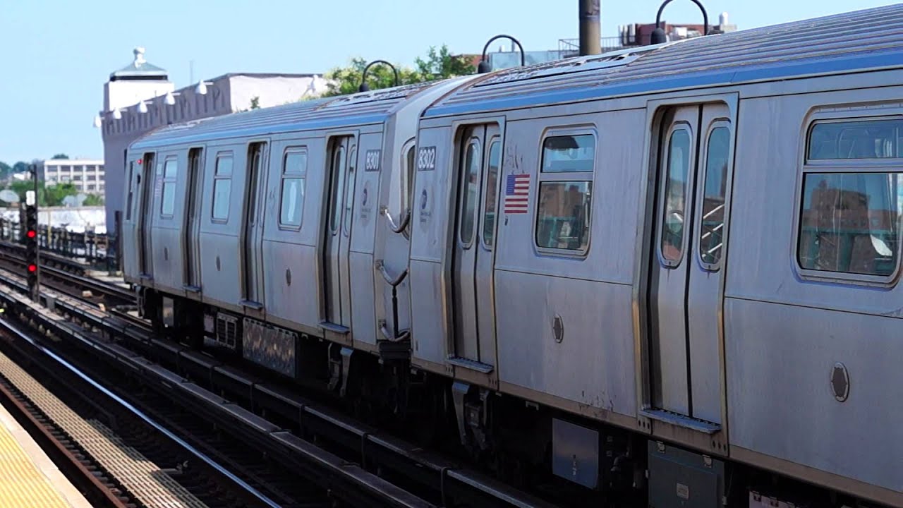 MTA R143 (L) at Livonia Ave - YouTube