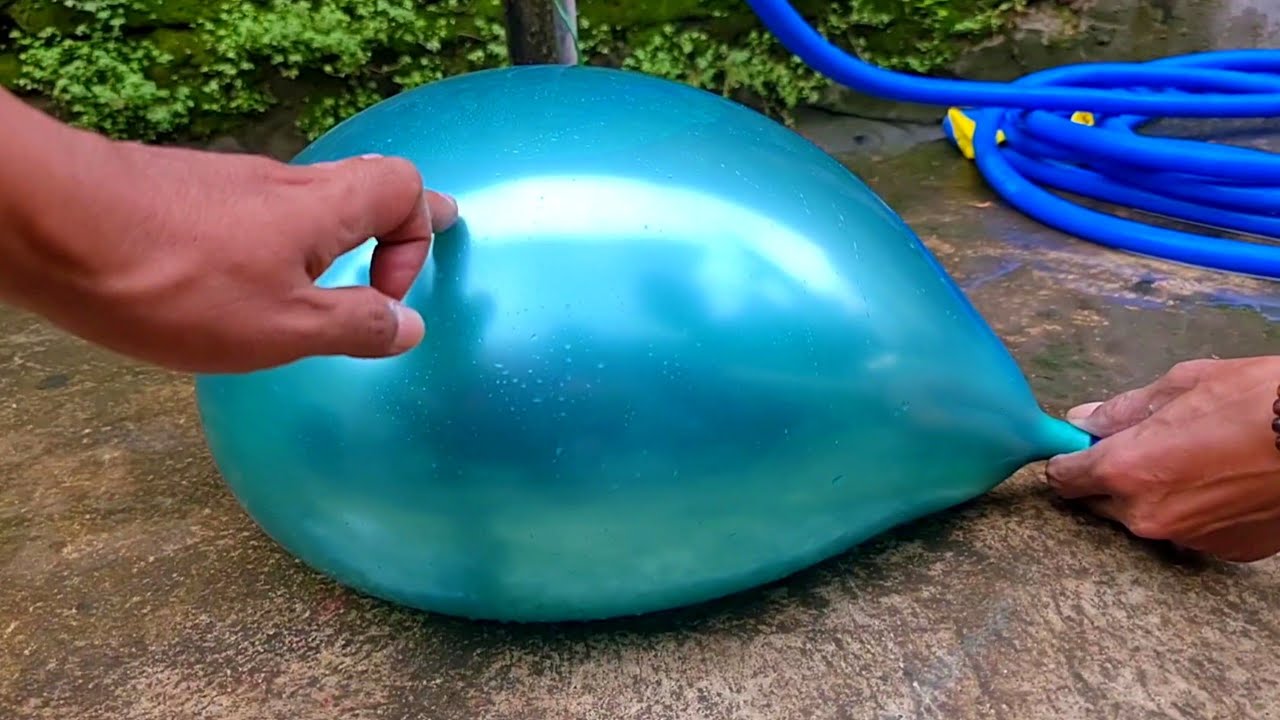 Balon Hijau Di isi Air Sampai Besar Dan Meletus - Balon Kecil Jadi ...