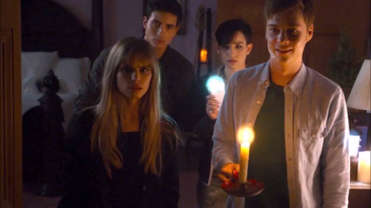 Scream MTV halloween Special - Final scene theme - YouTube