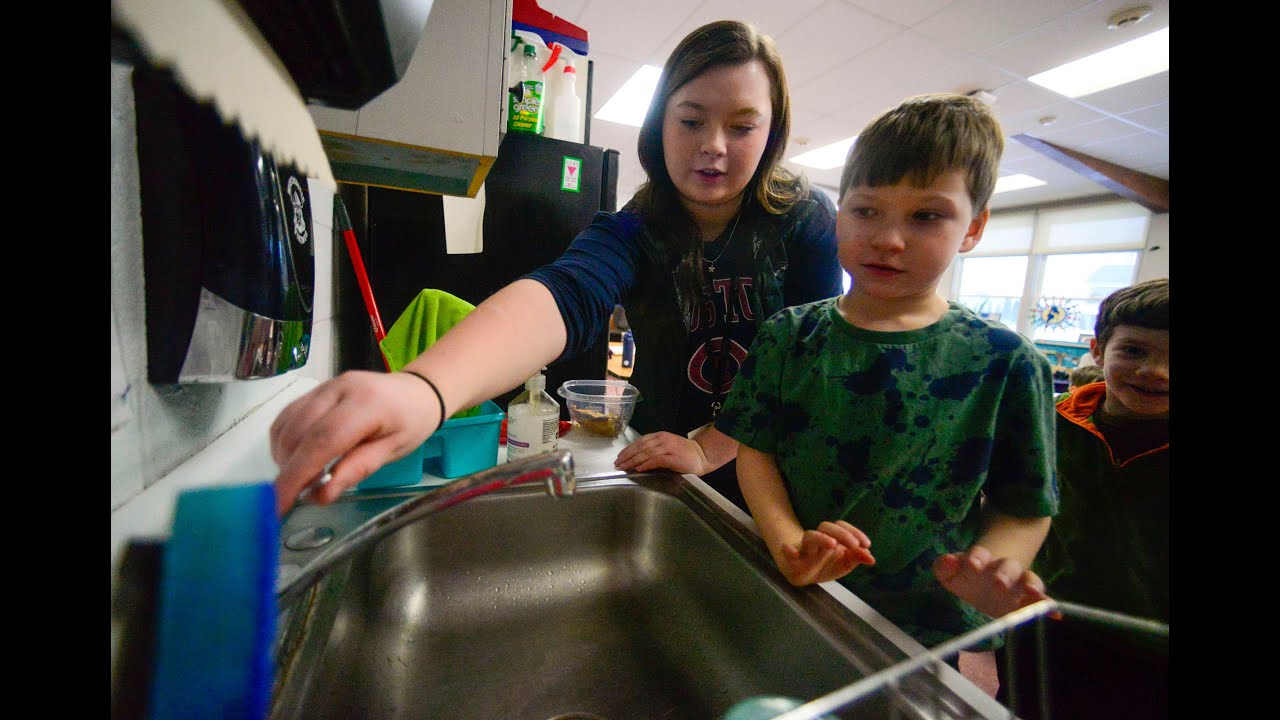 Skills of washing hands - YouTube