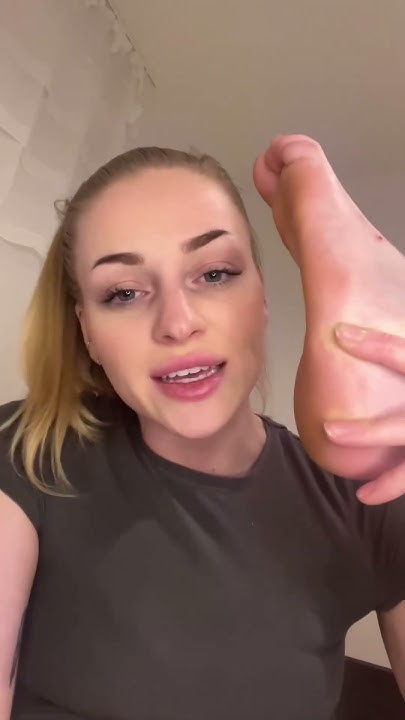 Ножки девушки Смотри нас в тг Feet ножки Foot стопы телеграмм